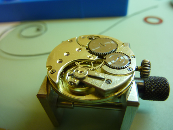Vintage Omega Repairs. Broken Mainspring. – watchFIX.com