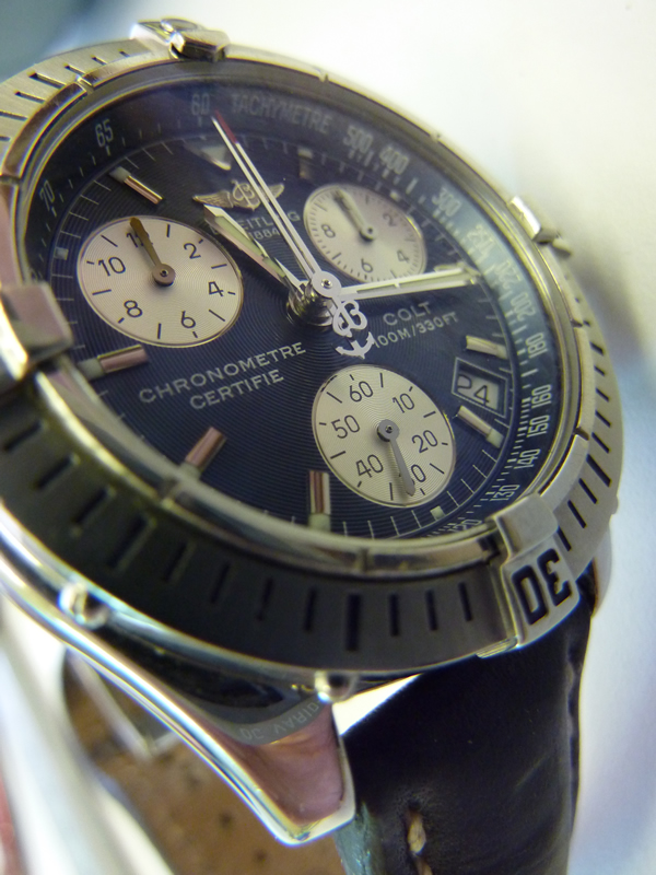 How to open and how NOT to open a Breitling – watchFIX.com