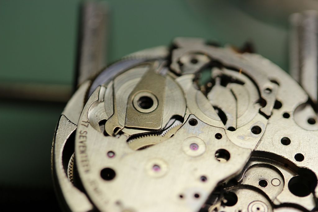 Tressa Spaceman watch service – watchFIX.com